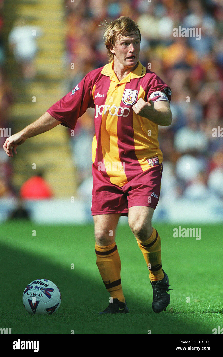 STUART MCCALL BRADFORD CITY FC 27 August 1999 Stock Photo - Alamy