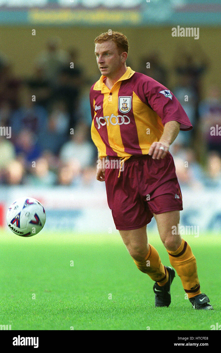 WAYNE JACOBS BRADFORD CITY FC 27 August 1999 Stock Photo - Alamy