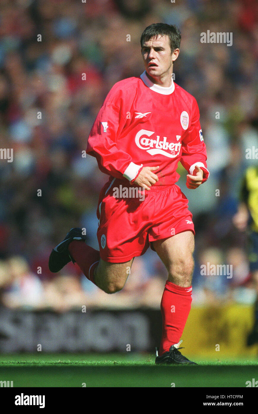 DAVID THOMPSON LIVERPOOL FC 27 August 1999 Stock Photo - Alamy