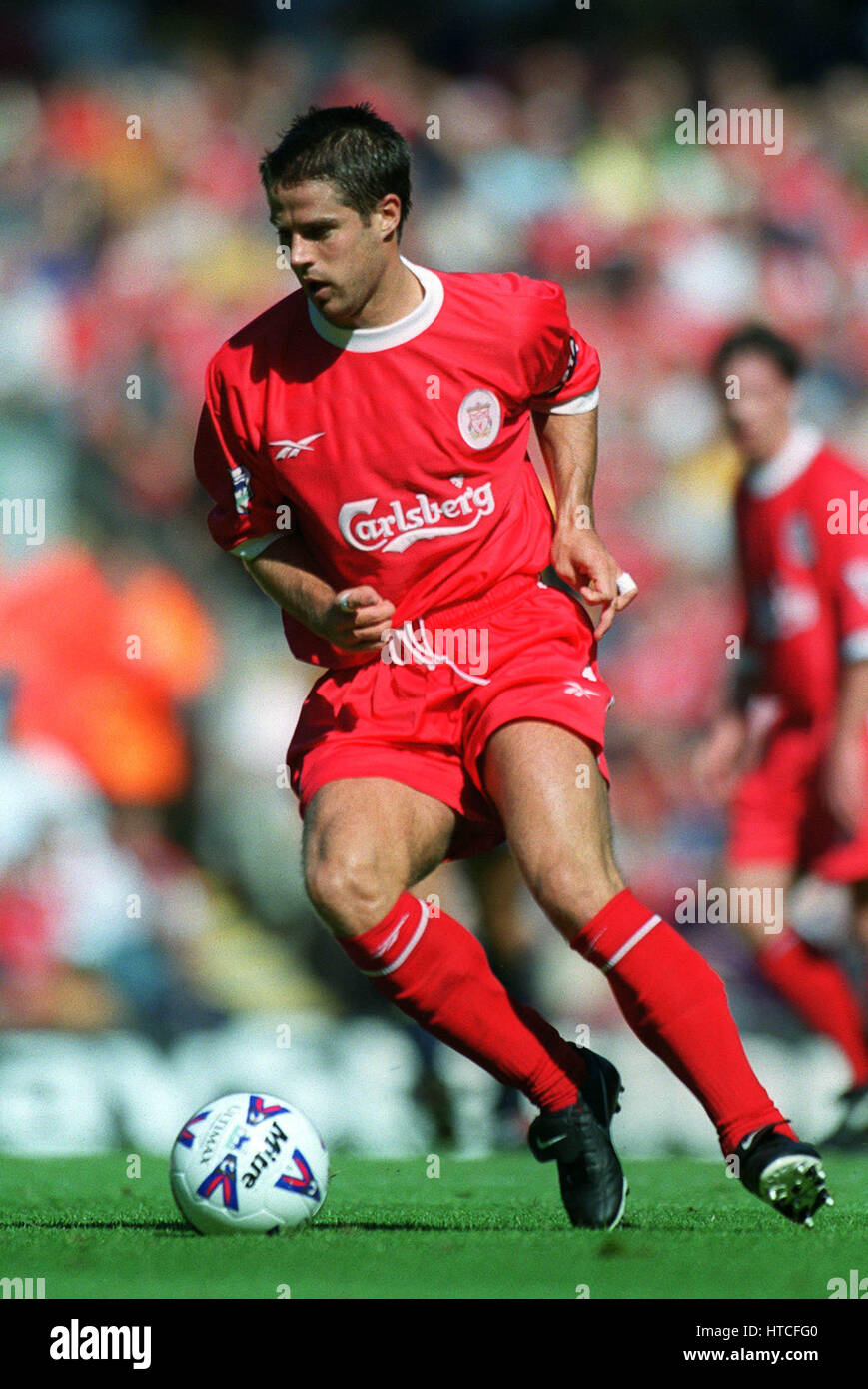 JAMIE REDKNAPP LIVERPOOL FC 27 August 1999 Stock Photo - Alamy