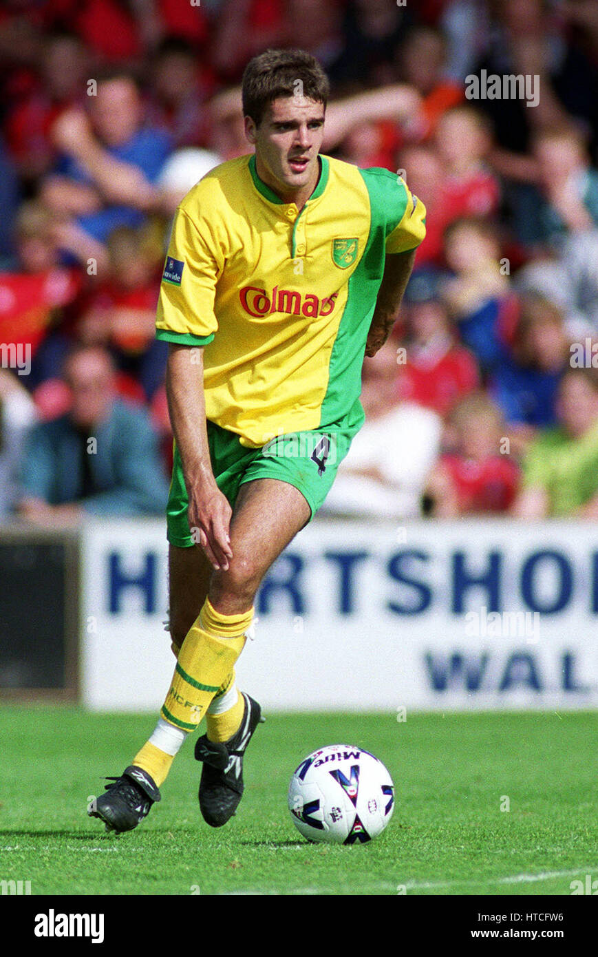 LEE MARSHALL NORWICH CITY FC 28 August 1999 Stock Photo - Alamy