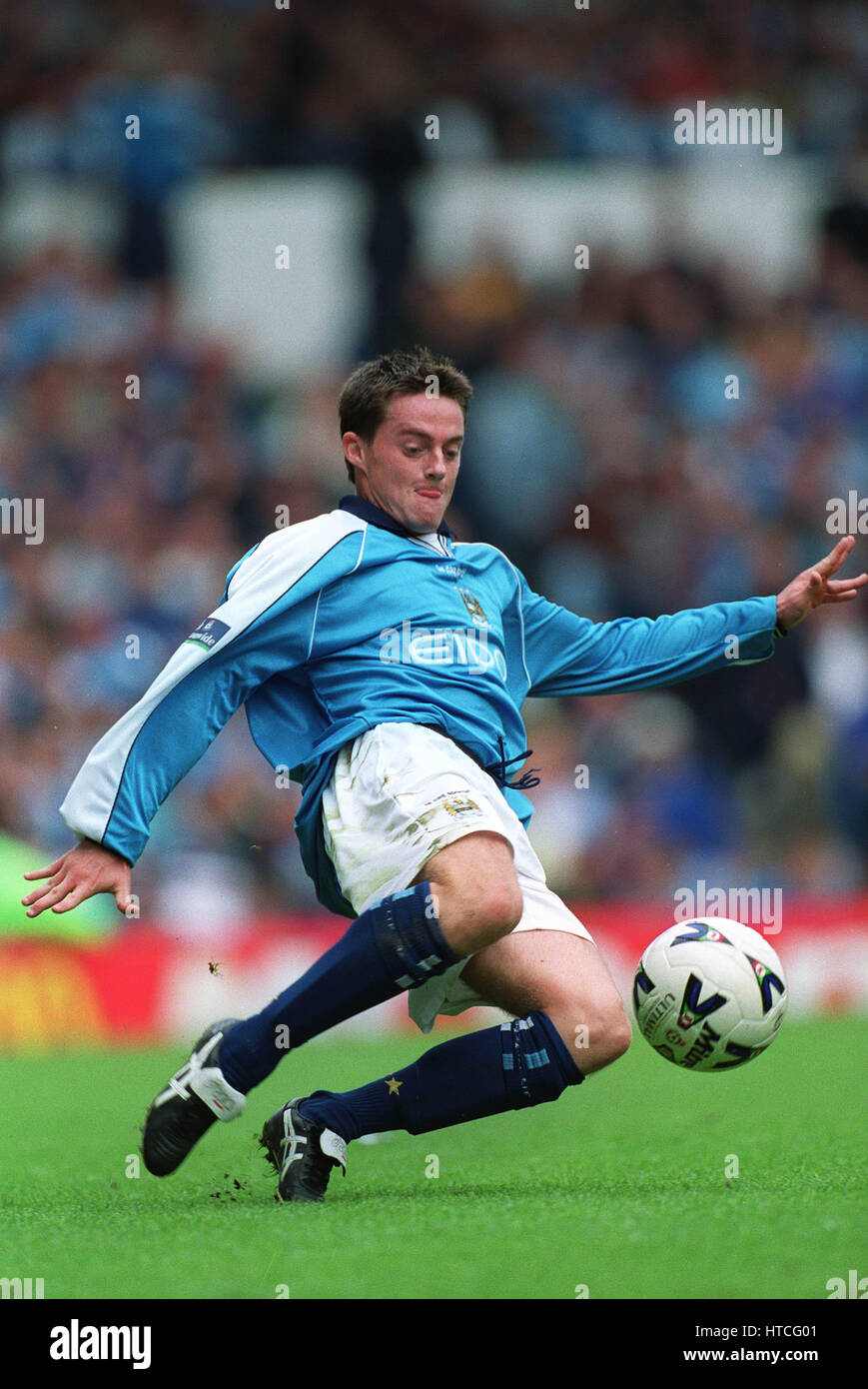TERRY COOKE MANCHESTER CITY FC 29 August 1999 Stock Photo - Alamy