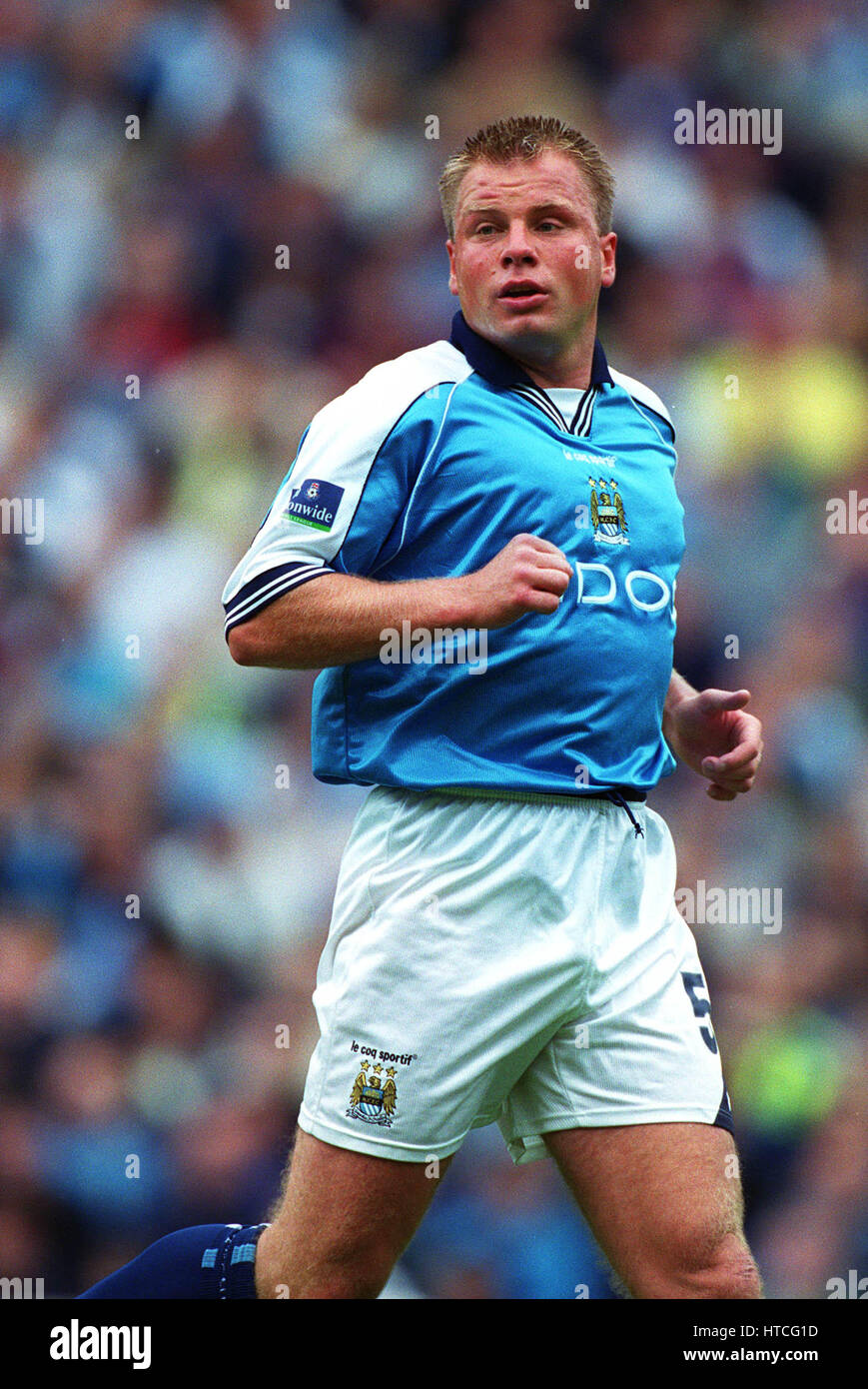 ANDY MORRISON MANCHESTER CITY FC 29 August 1999 Stock Photo - Alamy