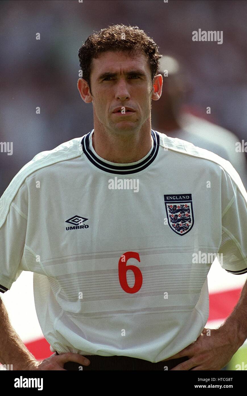 Martin keown hi-res stock photography and images - Alamy