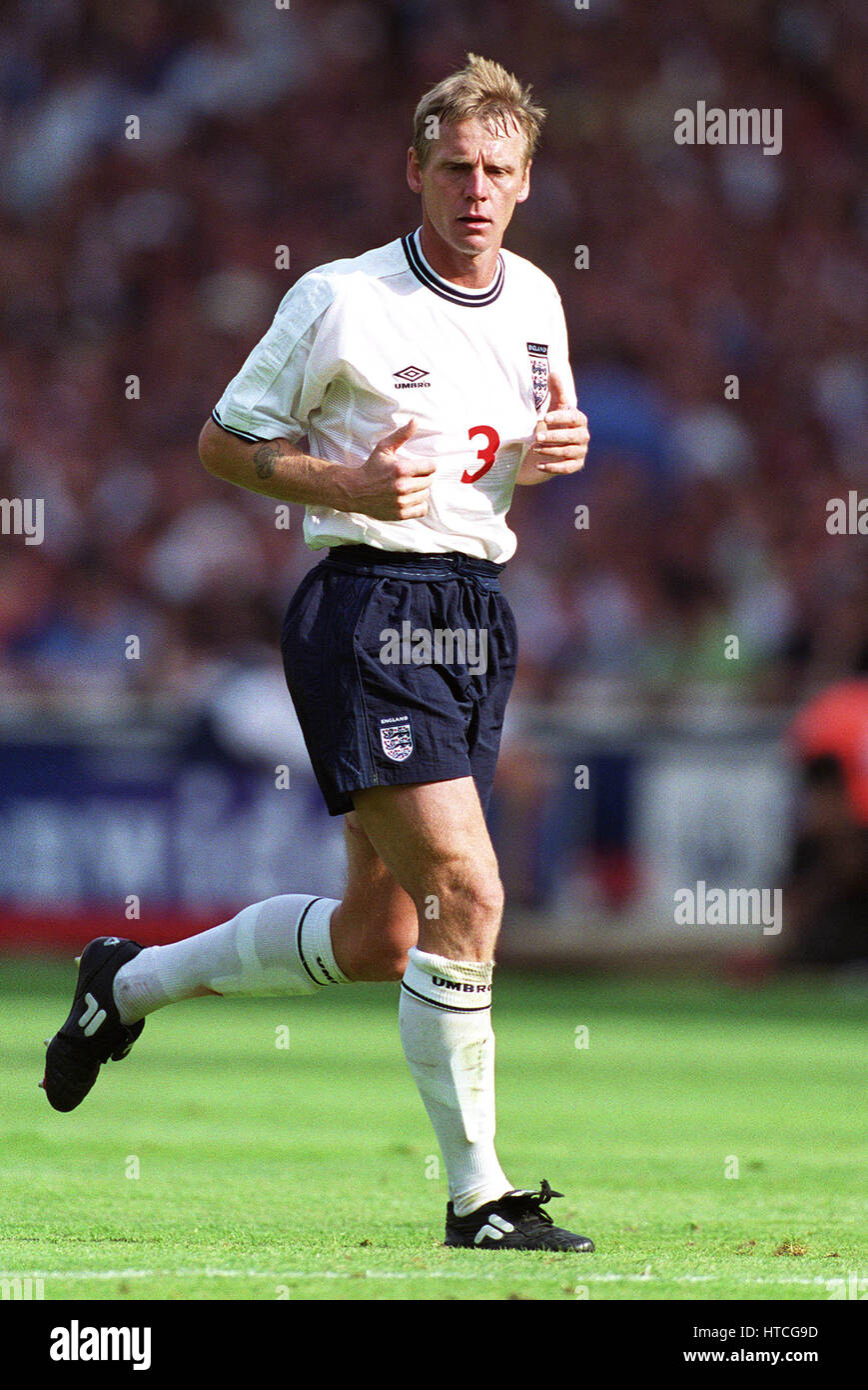 Stuart pearce west ham hi-res stock photography and images - Alamy