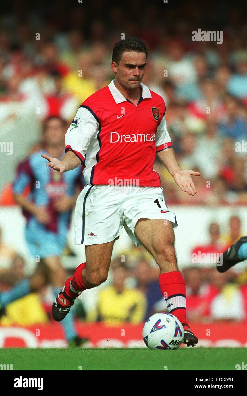 Marc overmars arsenal hi-res stock photography and images - Alamy