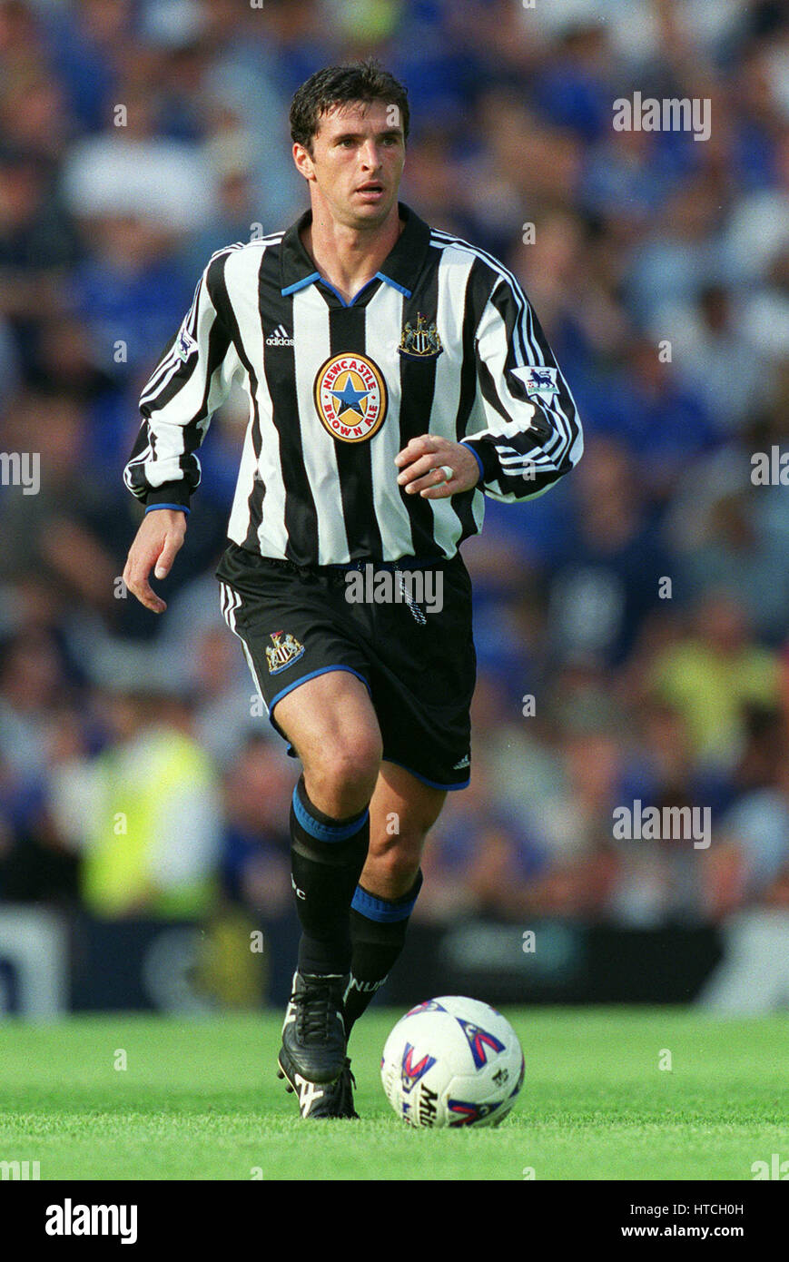GARY SPEED NEWCASTLE UNITED FC 11 September 1999 Stock Photo - Alamy
