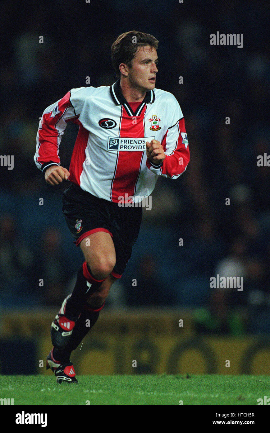 MATTHEW OAKLEY SOUTHAMPTON FC 15 September 1999 Stock Photo - Alamy