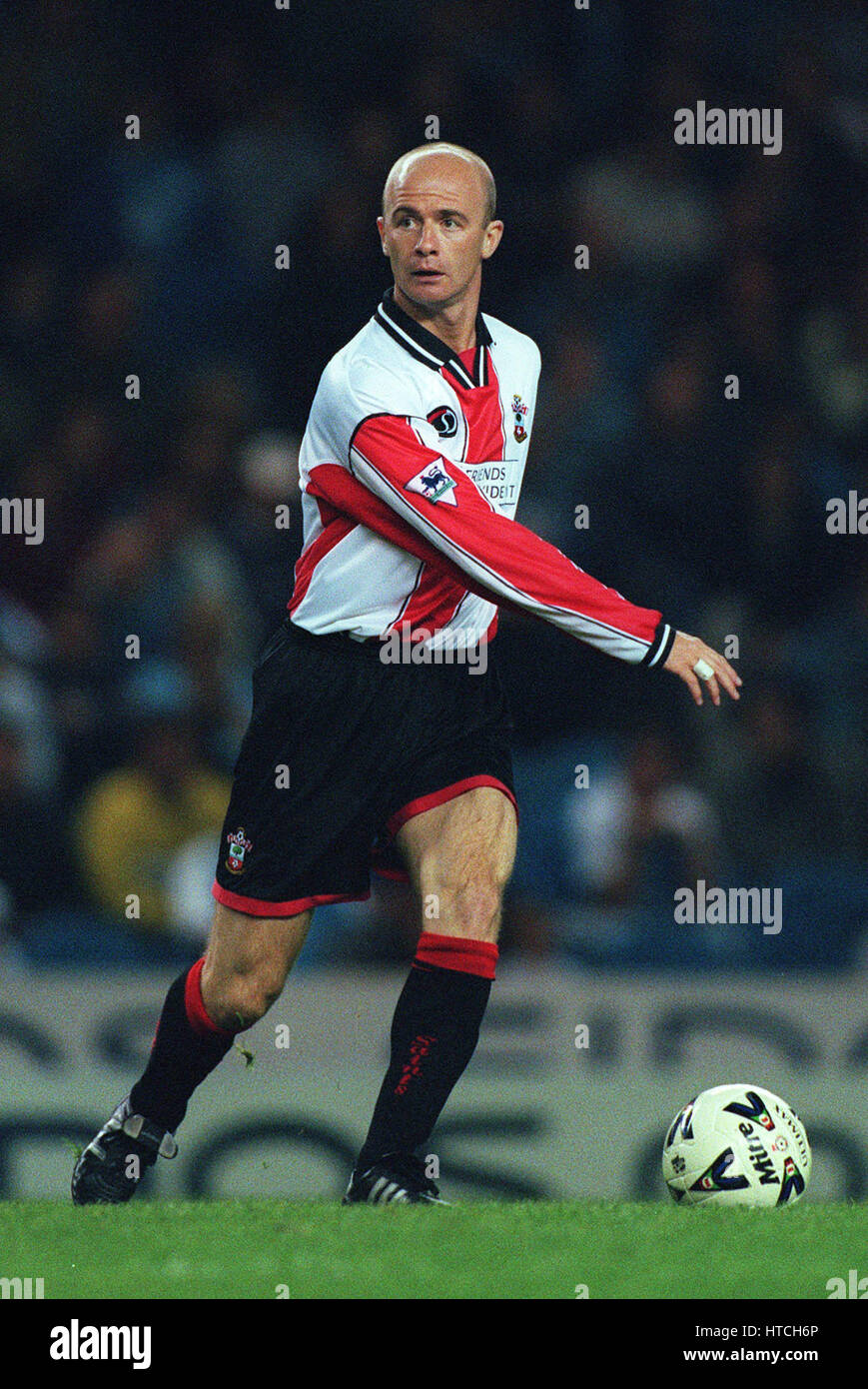 CHRIS MARSDEN SOUTHAMPTON FC 15 September 1999 Stock Photo - Alamy