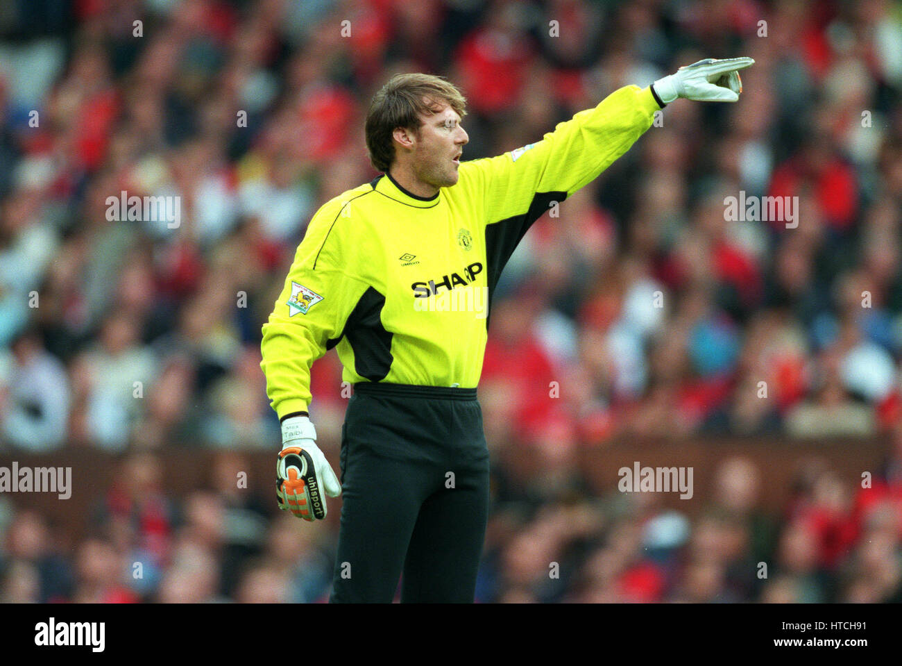MASSIMO TAIBI MANCHESTER UNITED FC 16 September 1999 Stock Photo - Alamy