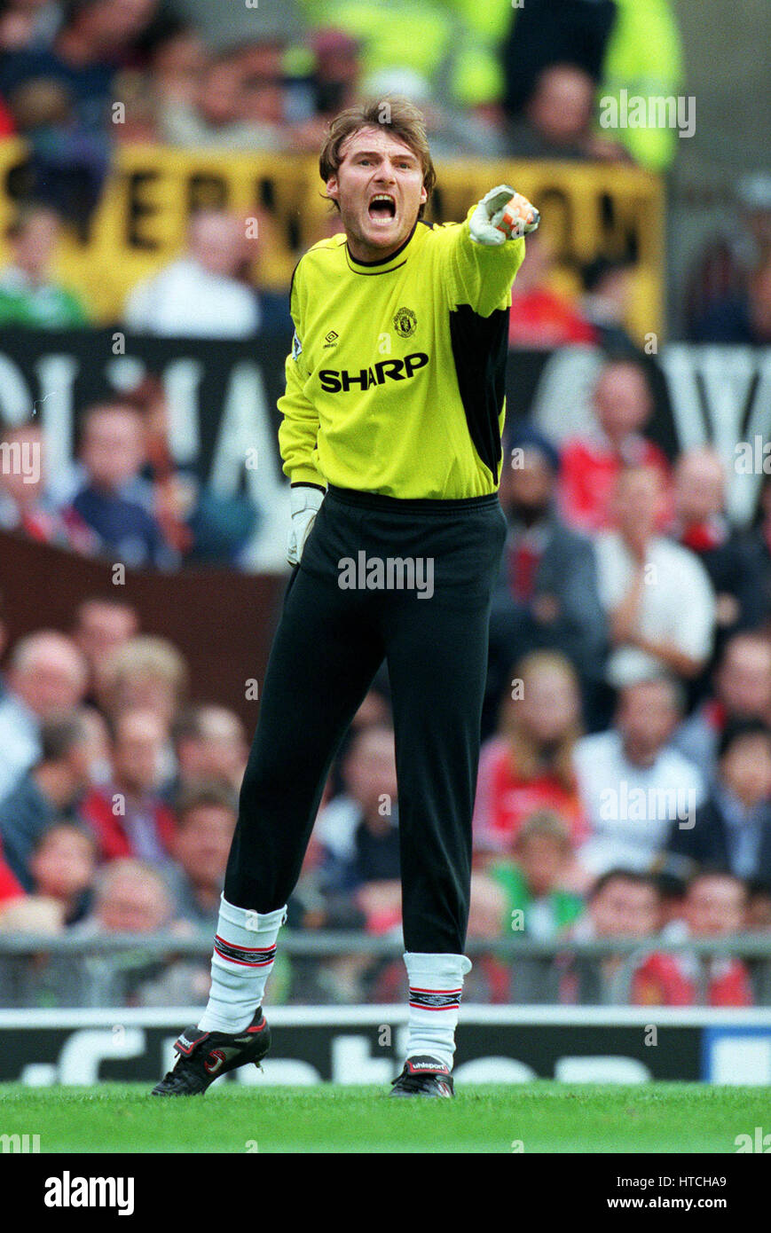 MASSIMO TAIBI MANCHESTER UNITED FC 16 September 1999 Stock Photo - Alamy