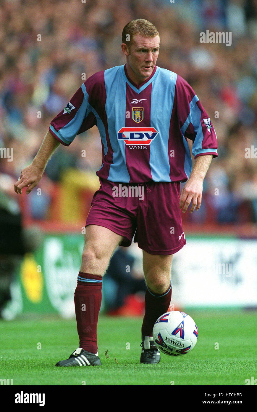 STEVE WATSON ASTON VILLA FC 16 September 1999 Stock Photo - Alamy