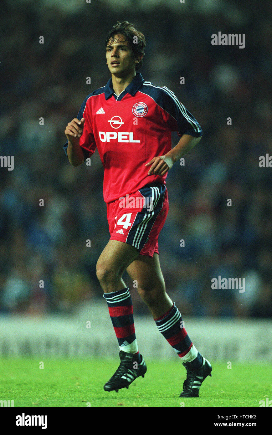 ROQUE SANTA CRUZ BAYERN MUNCHEN FC 21 September 1999 Stock Photo - Alamy