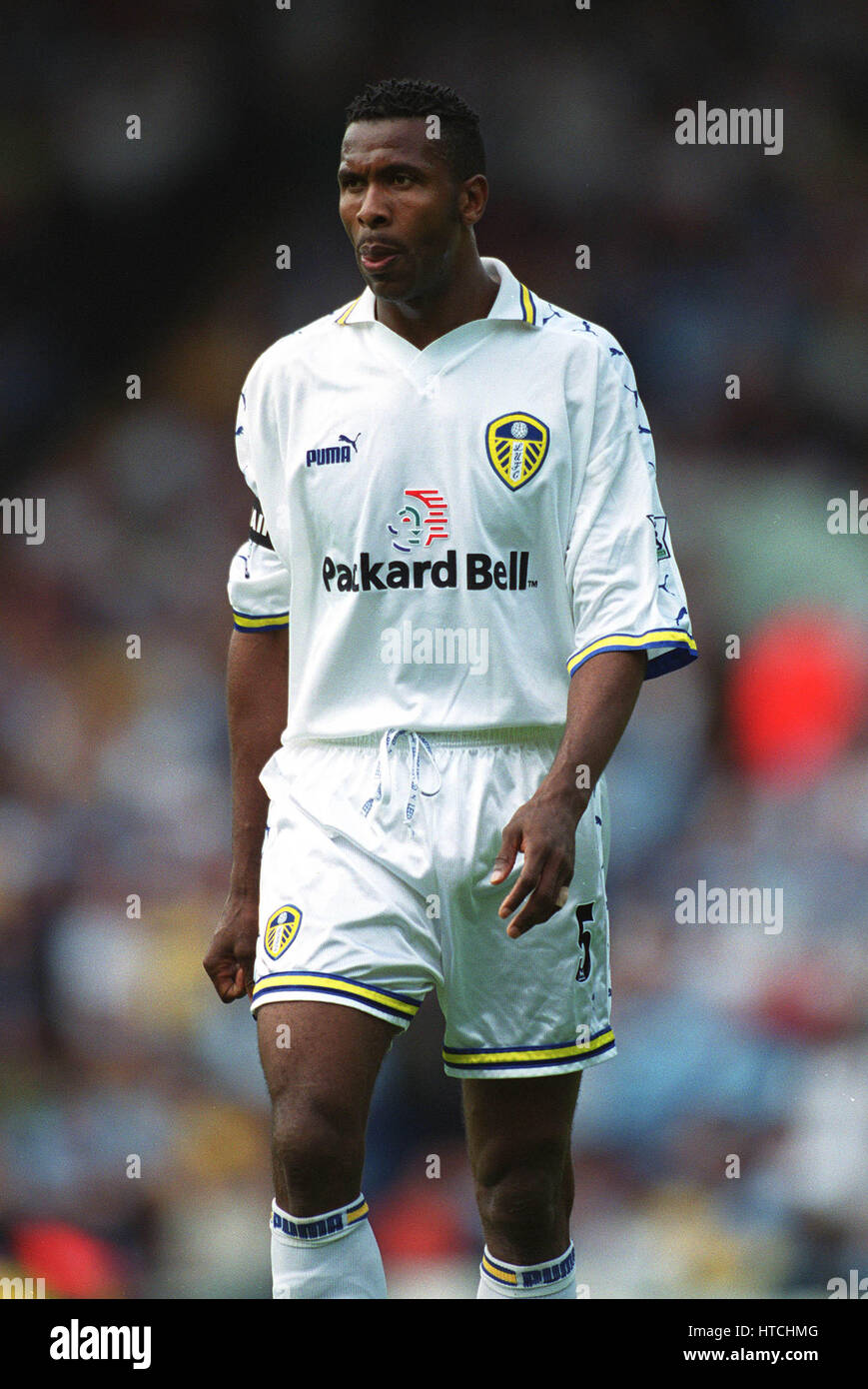 LUCAS RADEBE LEEDS UNITED FC 23 September 1999 Stock Photo - Alamy