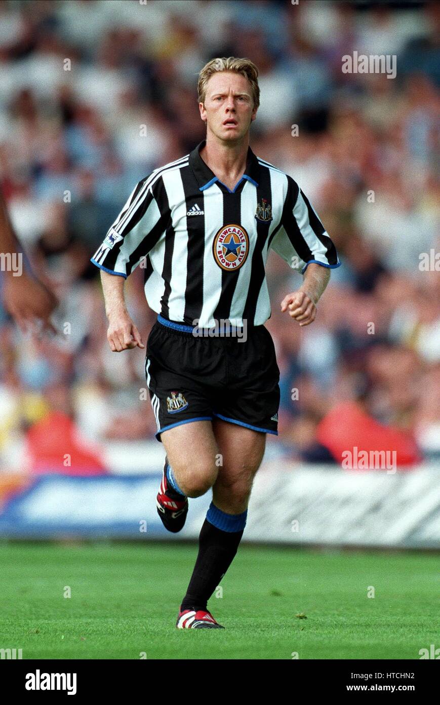 WARREN BARTON NEWCASTLE UNITED FC 23 September 1999 Stock Photo - Alamy