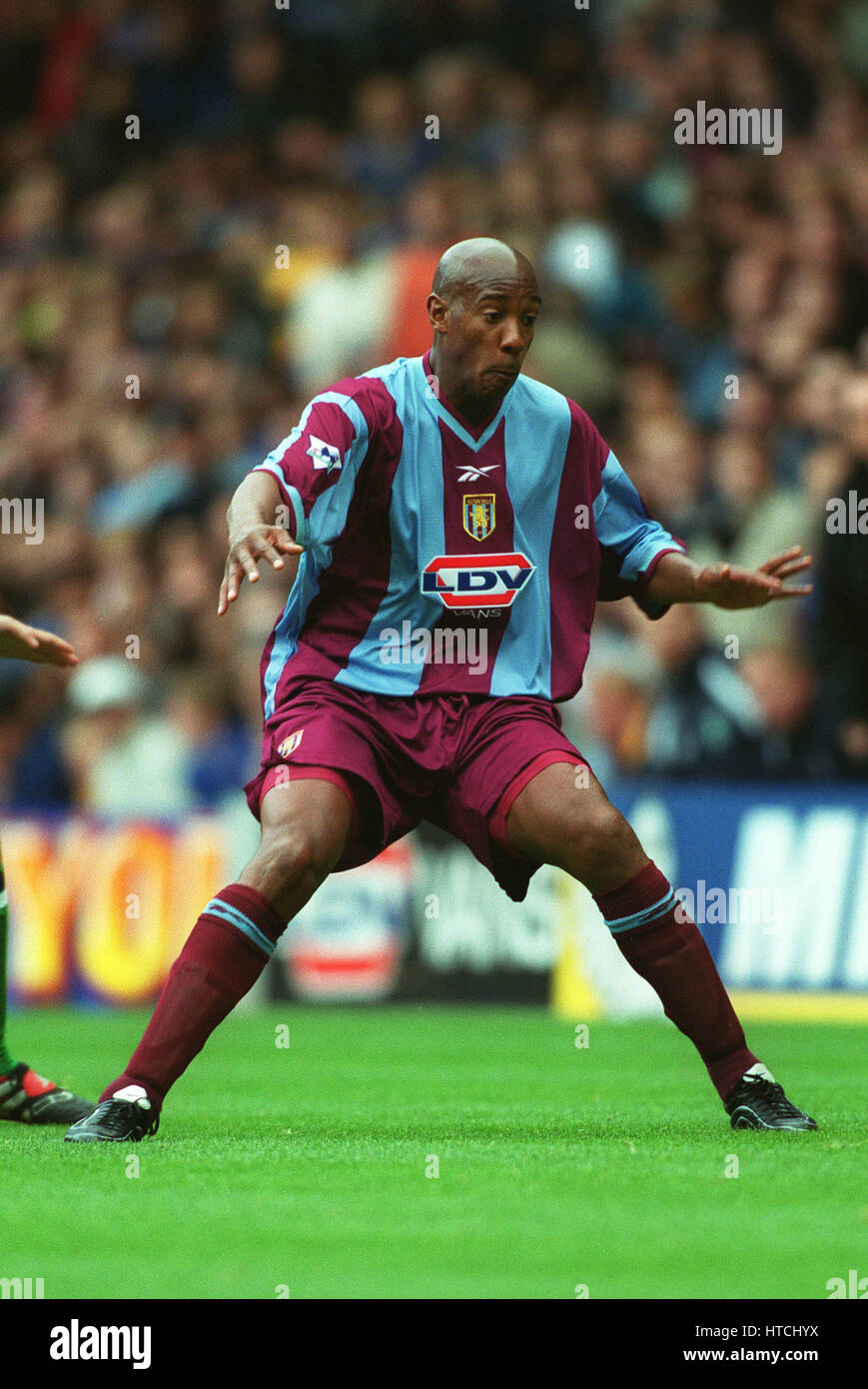 DION DUBLIN ASTON VILLA FC 01 October 1999 Stock Photo - Alamy