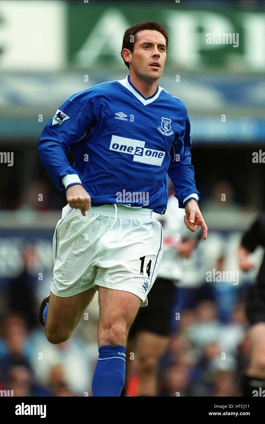 DAVID WEIR EVERTON FC 01 October 1999 Stock Photo - Alamy