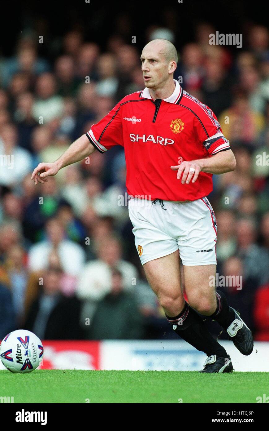 JAAP STAM MANCHESTER UNITED FC 03 October 1999 Stock Photo - Alamy