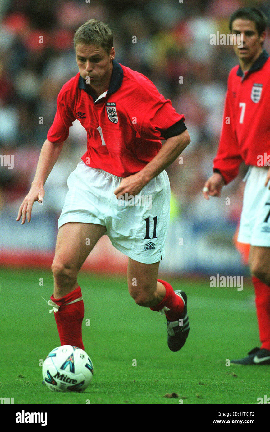 STEVE GUPPY ENGLAND & LEICESTER CITY FC 10 October 1999 Stock Photo - Alamy
