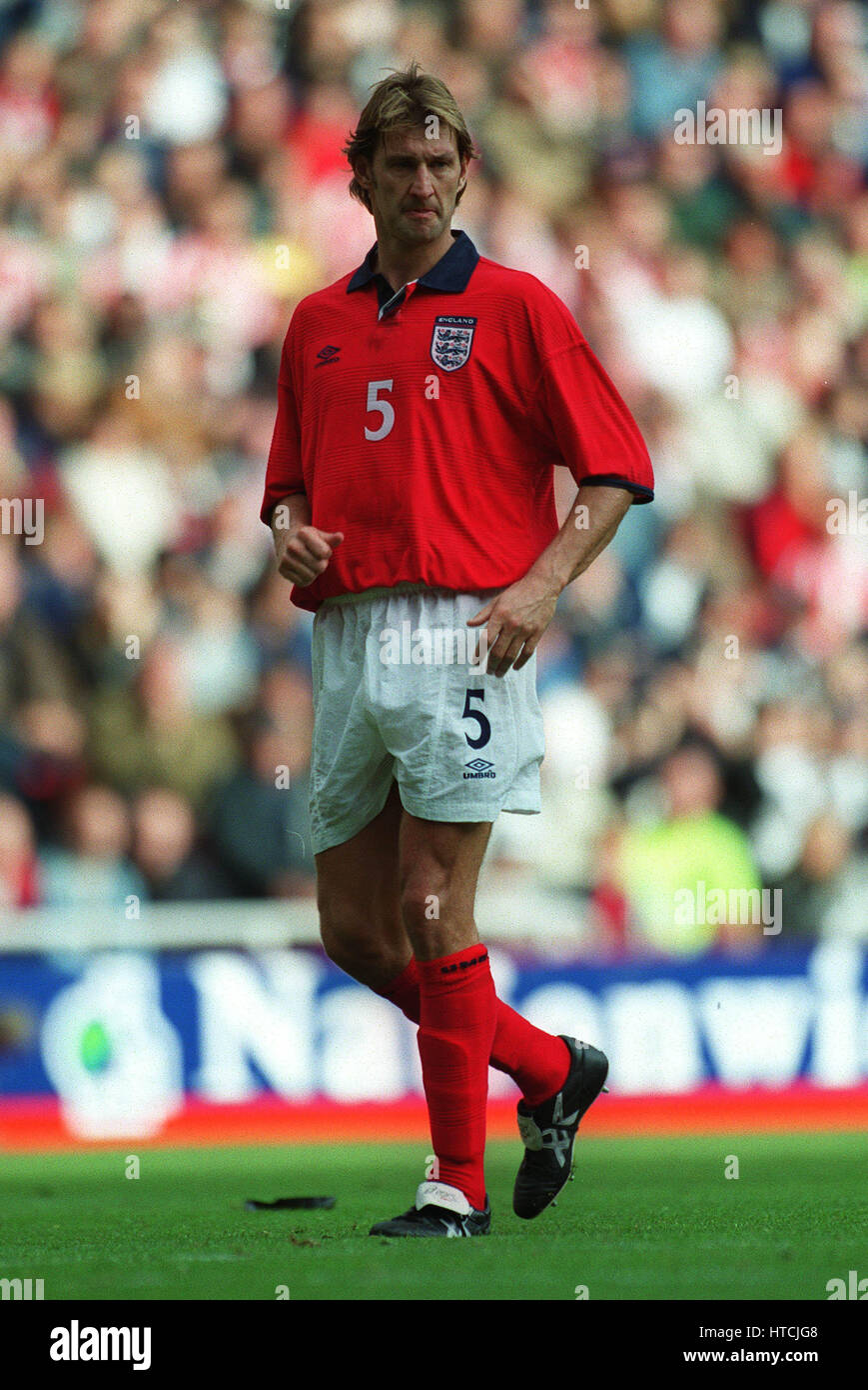 Tony adams england hi-res stock photography and images - Alamy