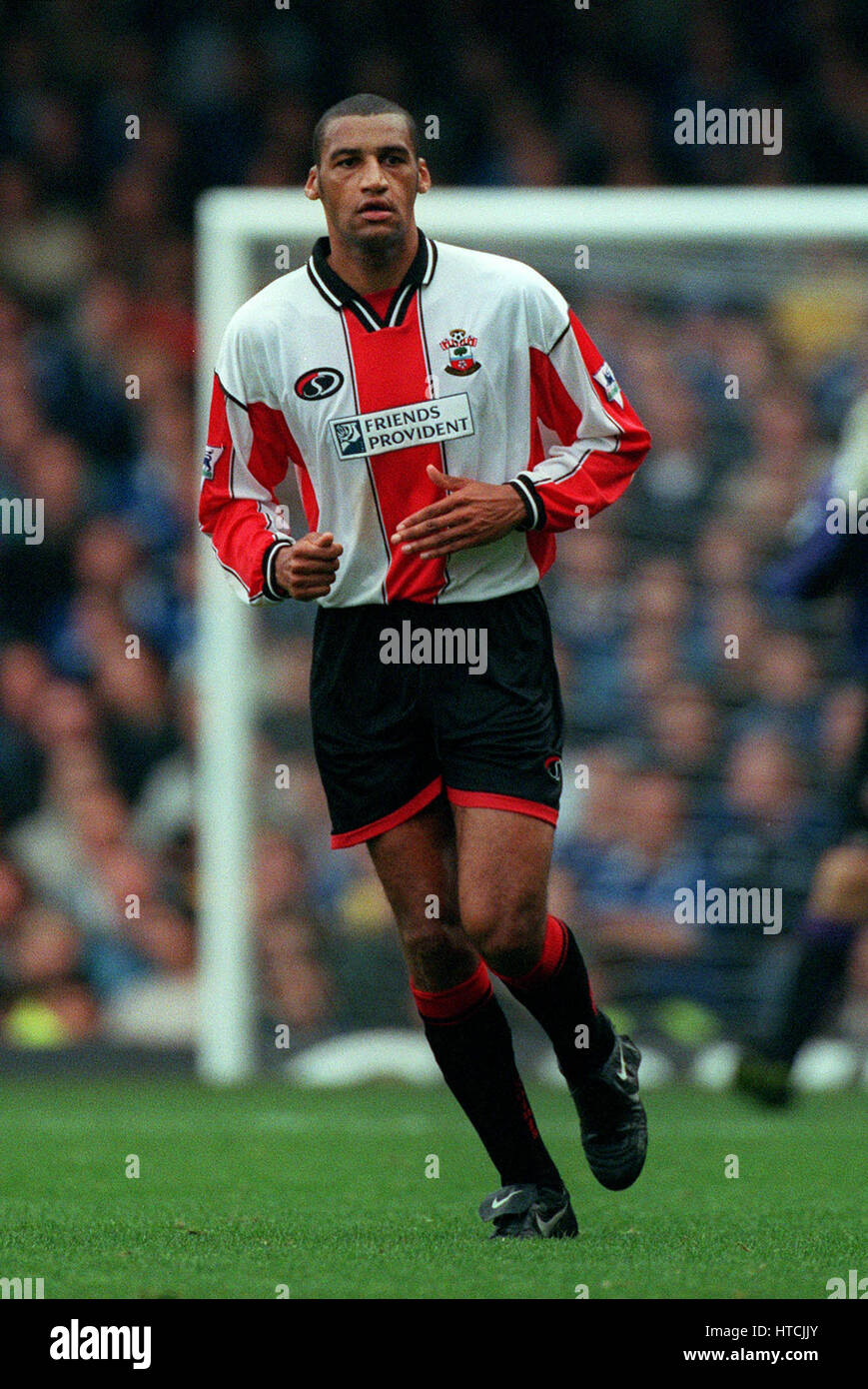 DEAN RICHARDS. SOUTHAMPTON FC 16 October 1999 Stock Photo - Alamy