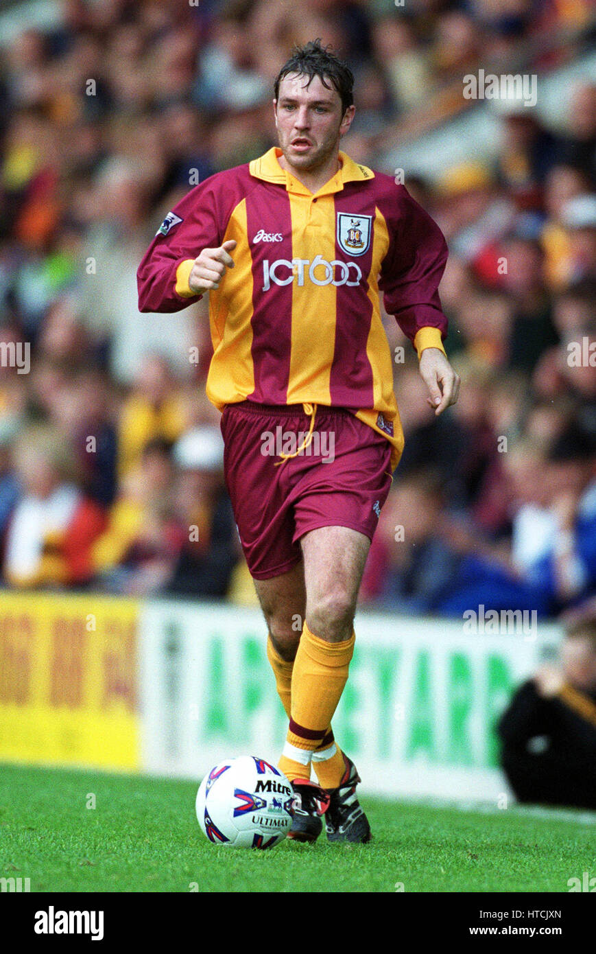 LEE SHARPE BRADFORD CITY FC 23 October 1999 Stock Photo - Alamy
