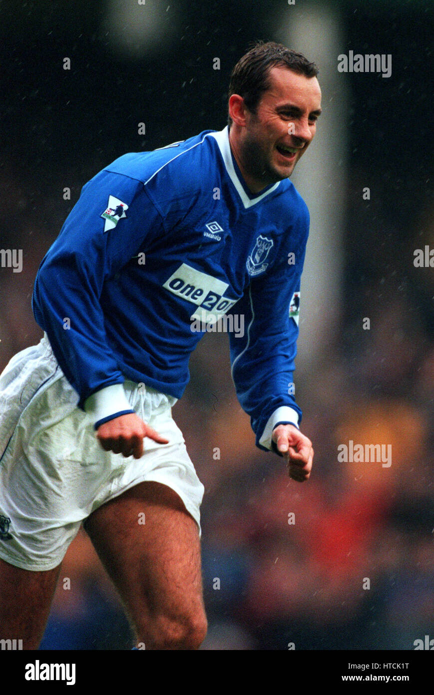 DON HUTCHISON EVERTON FC 24 October 1999 Stock Photo - Alamy