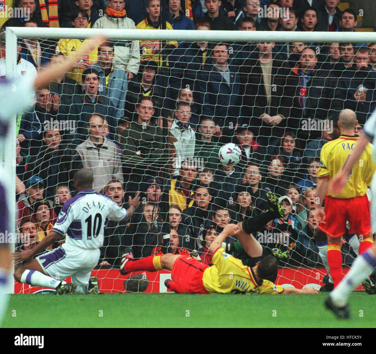 BRIAN DEANE CLAIMS FIRST GOAL WATFORD V MIDDLESBROUGH 24 October 1999 ...