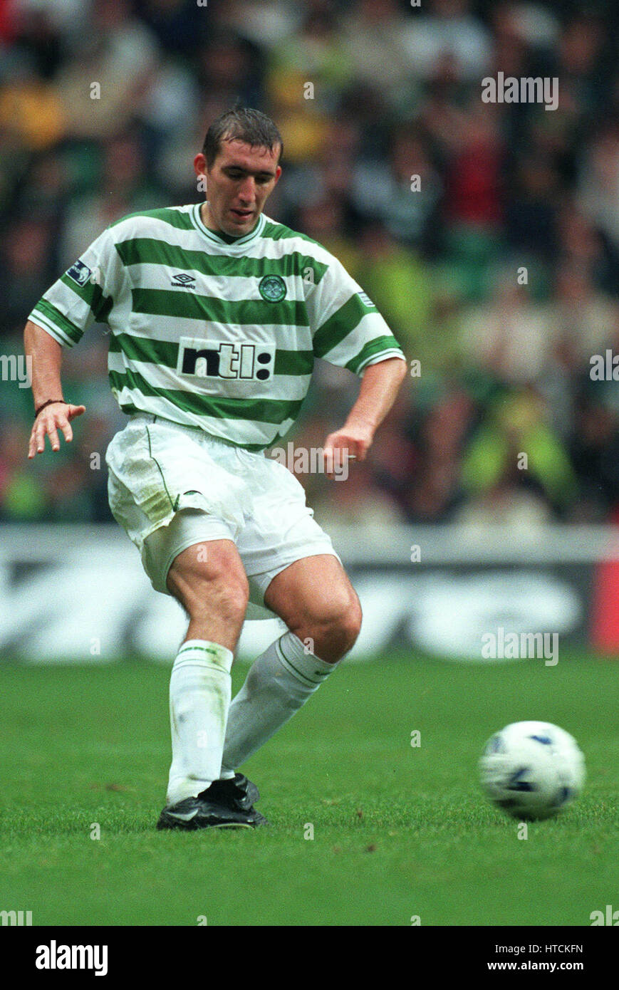 ALAN STUBBS GLASGOW CELTIC FC 30 October 1999 Stock Photo - Alamy