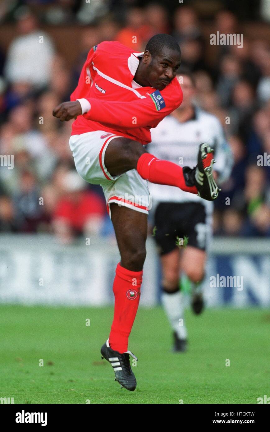 BRUCE DYER BARNSLEY FC 10 November 1999 Stock Photo - Alamy
