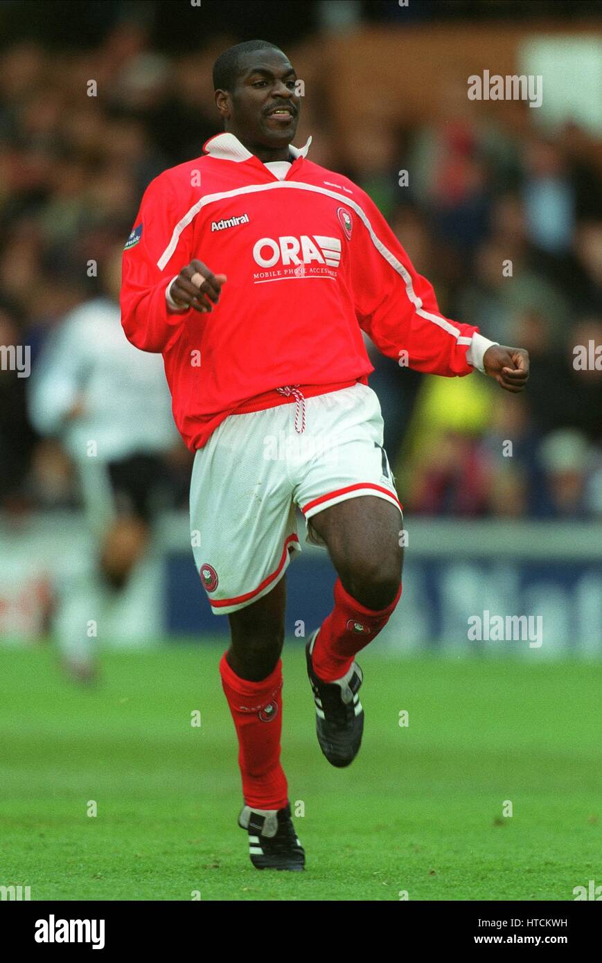 Bruce dyer of barnsley hi-res stock photography and images - Alamy