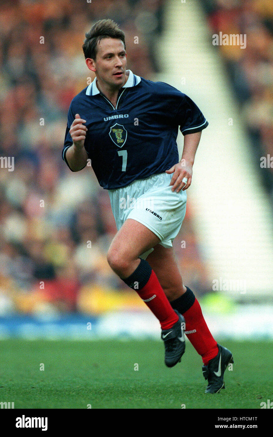 BILLY DODDS SCOTLAND & DUNDEE UNITED FC 13 November 1999 Stock Photo ...