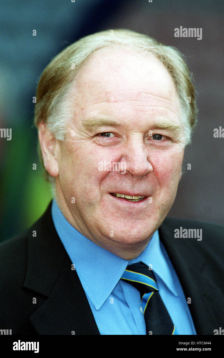 CRAIG BROWN SCOTLAND MANAGER 13 November 1999 Stock Photo - Alamy