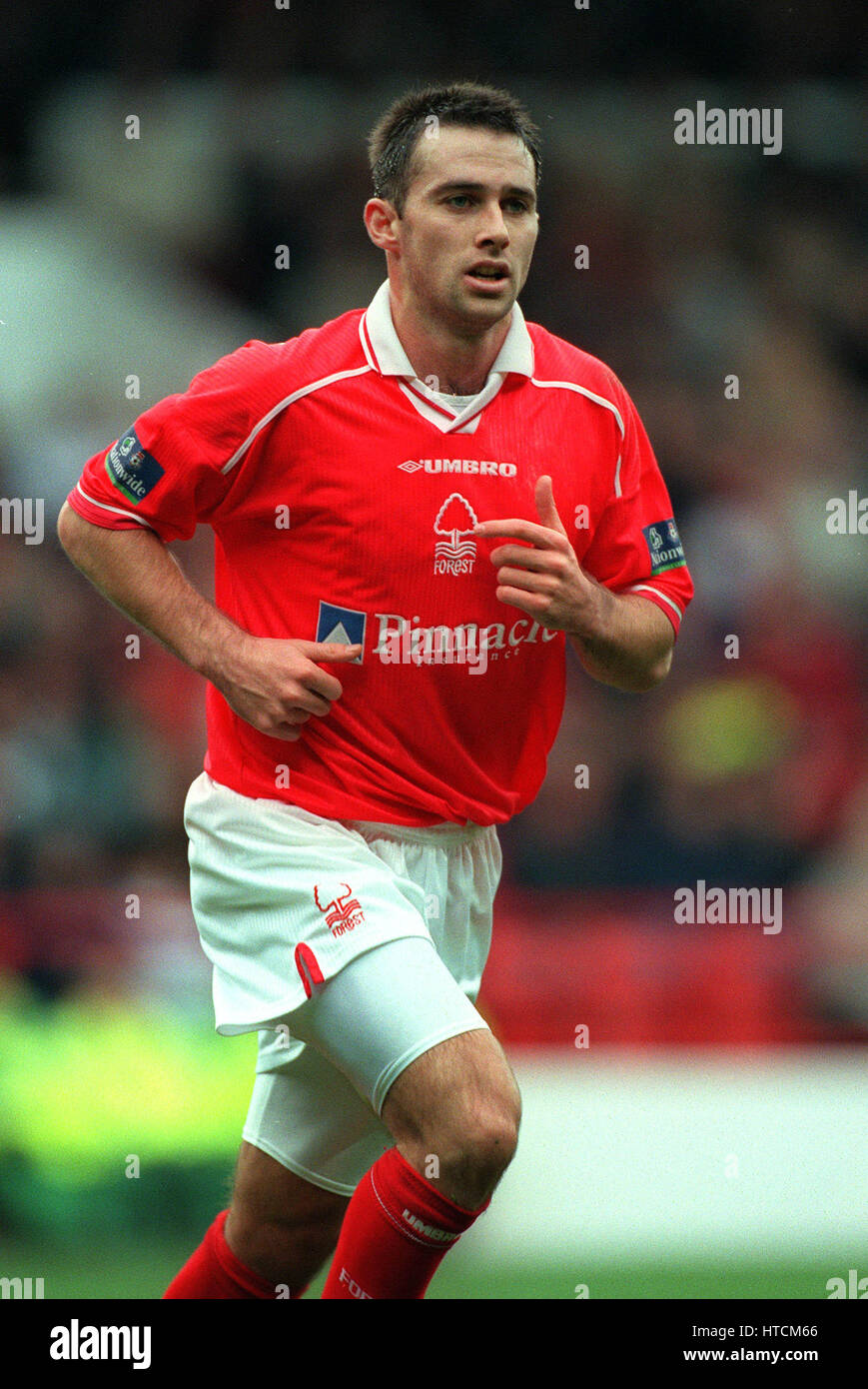 DOUGIE FREEDMAN NOTTINGHAM FOREST FC 14 November 1999 Stock Photo - Alamy