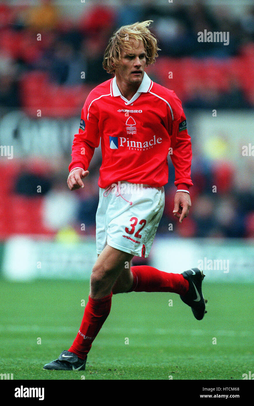 MIKKEL BECK NOTTINGHAM FOREST FC 14 November 1999 Stock Photo - Alamy