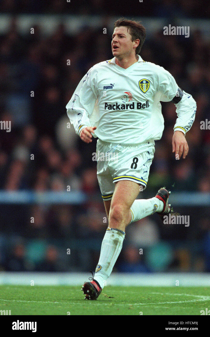 MICHAEL BRIDGES LEEDS UNITED FC 21 November 1999 Stock Photo - Alamy