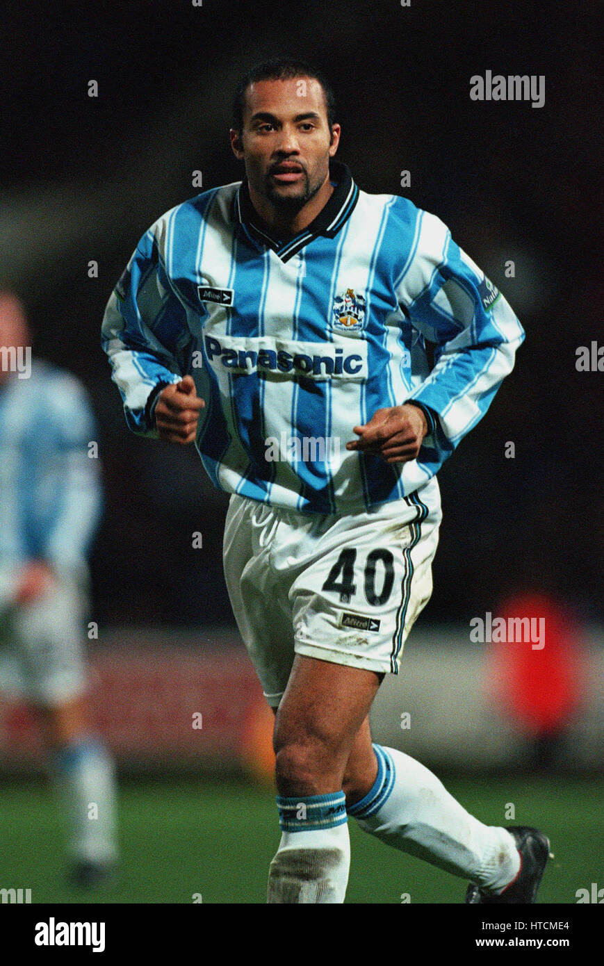 DEAN GORRE HUDDERSFIELD TOWN FC 30 November 1999 Stock Photo - Alamy