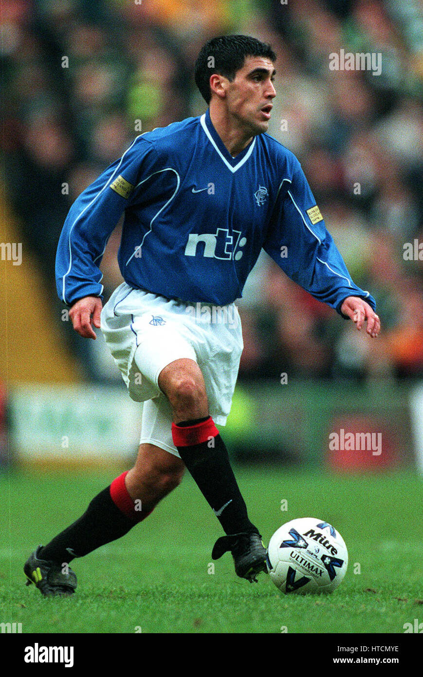 CLAUDIO REYNA GLASGOW RANGERS FC 27 December 1999 Stock Photo - Alamy