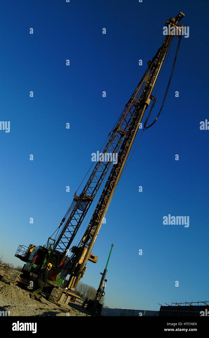 workers at work on site with caterpillar construction equipment Stock ...