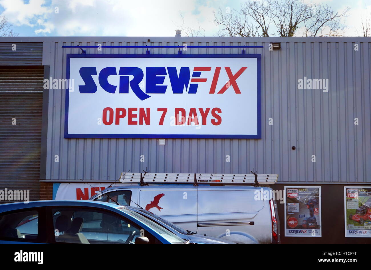 Logo screwfix hi-res stock photography and images - Alamy