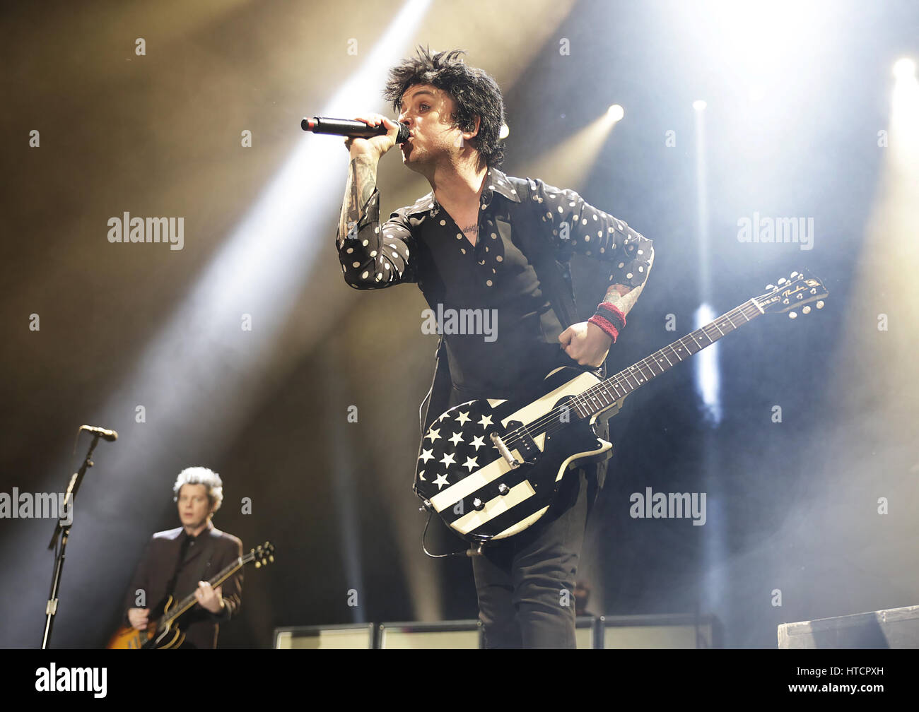 Green Day Performing at Manchester Arena Featuring: Green Day, Billie ...