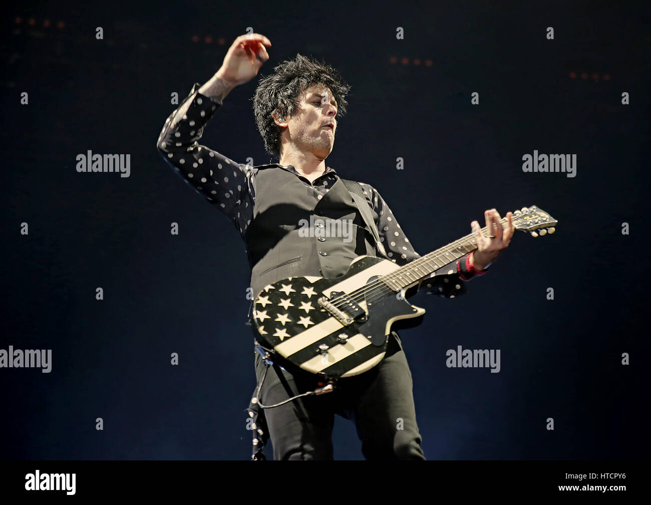 Green Day Performing at Manchester Arena Featuring: Green Day, Billie ...
