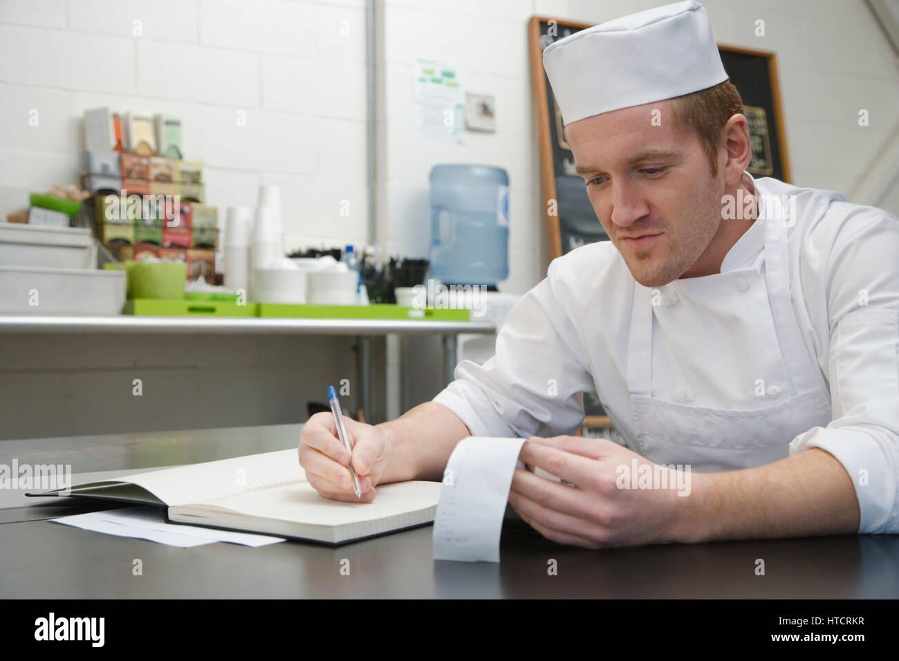 Accounts book hi-res stock photography and images - Alamy