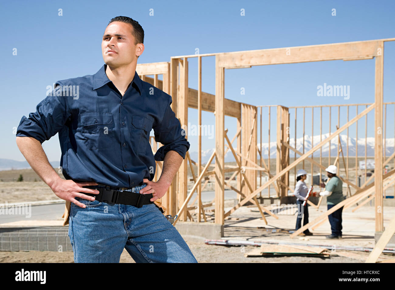 Portrait of a builder Stock Photo - Alamy
