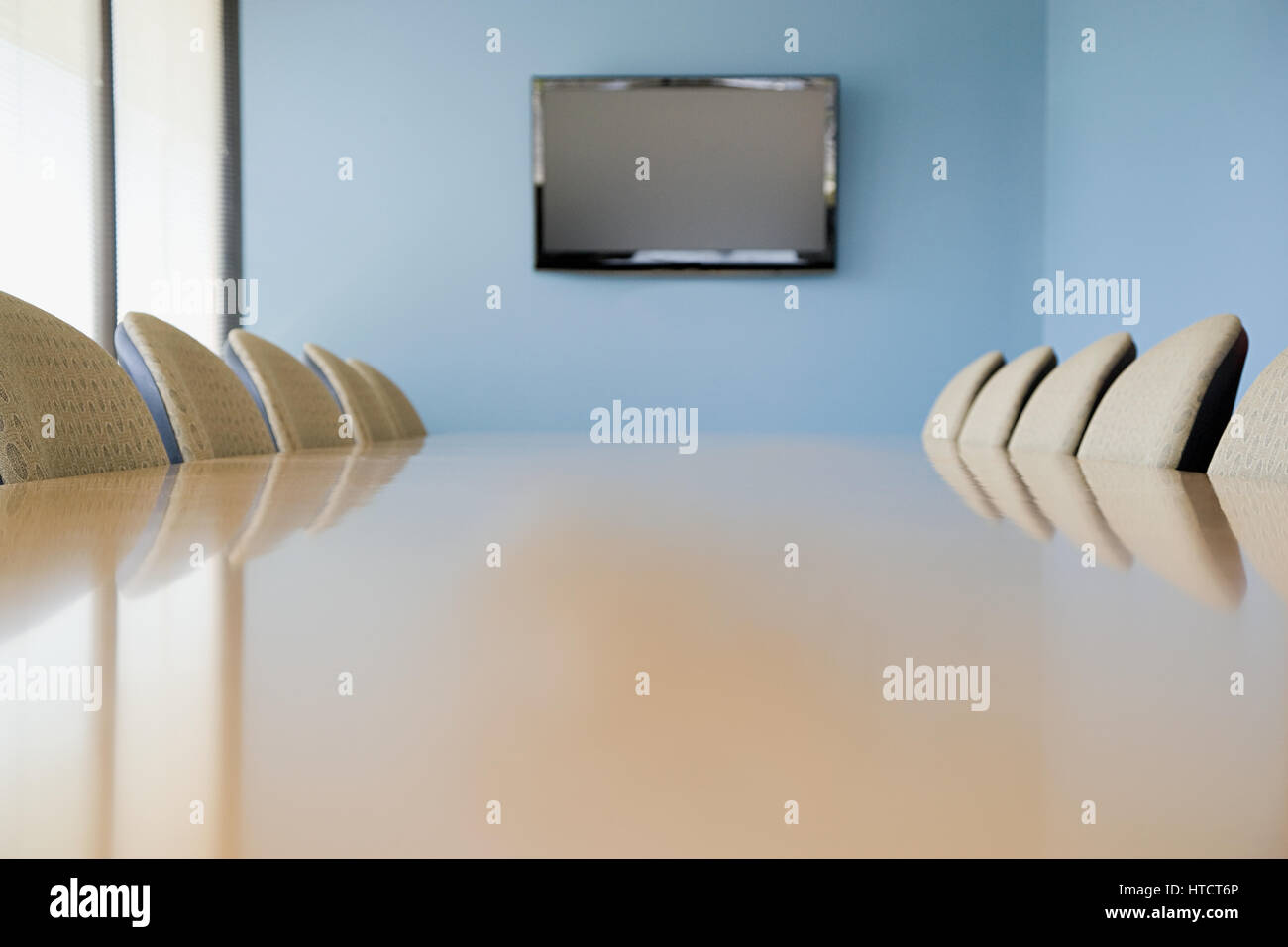 Empty conference room Stock Photo - Alamy