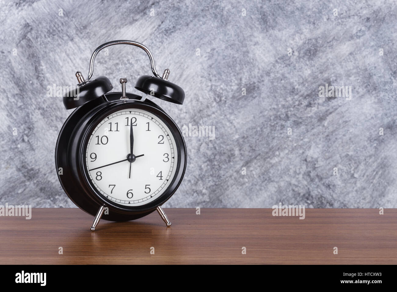 12 o clock hi-res stock photography and images - Alamy