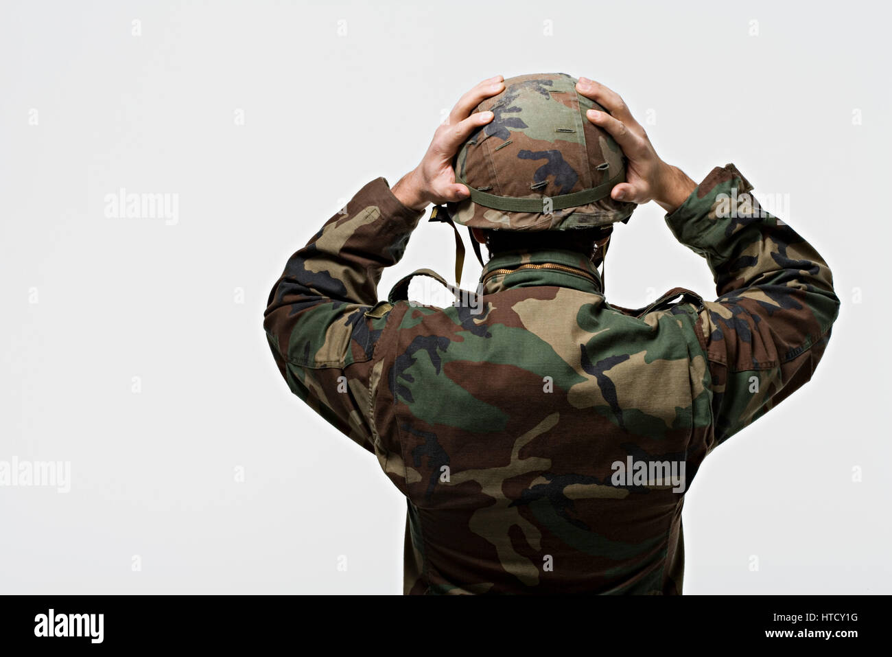 American soldier enlistment hi-res stock photography and images - Alamy