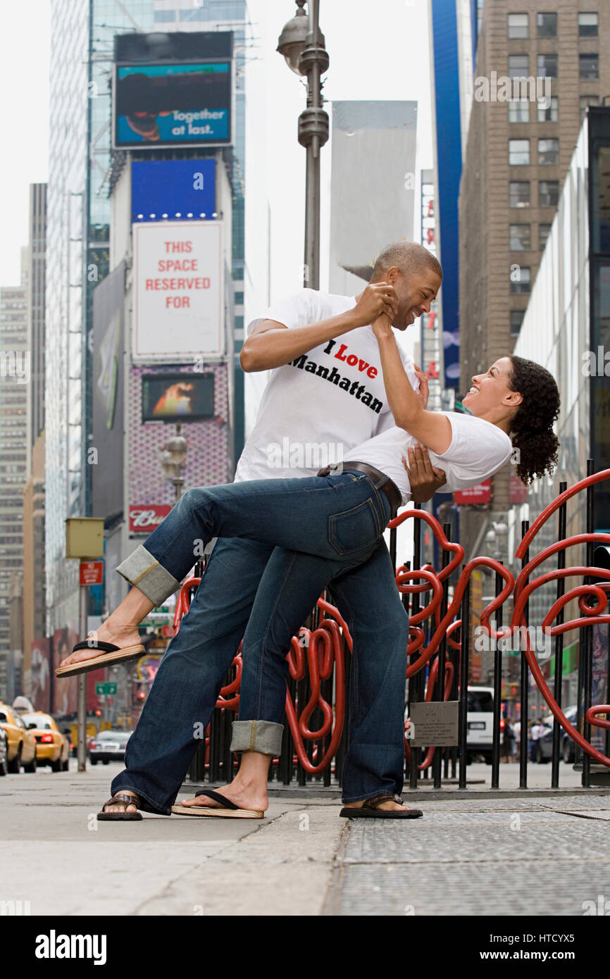 Native american new york skyscraper hi-res stock photography and images ...