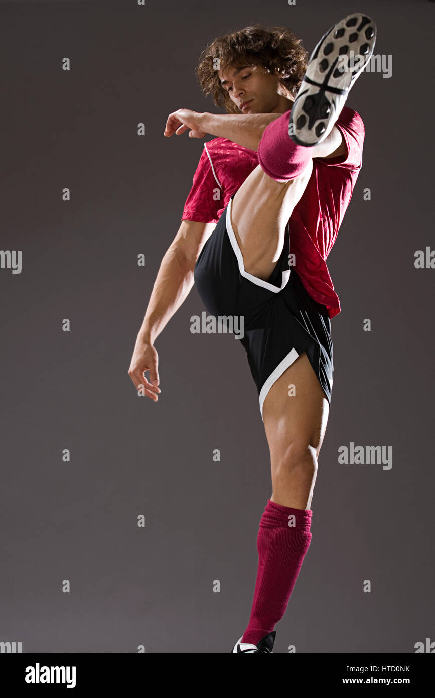 Footballer skill hi-res stock photography and images - Alamy
