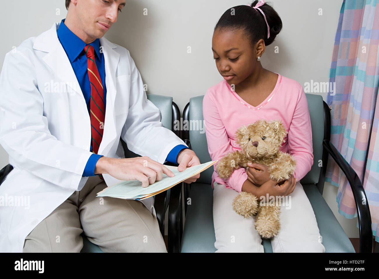 Tween doctor hi-res stock photography and images - Alamy
